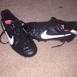 Nike Shoes for Women | Poshmark